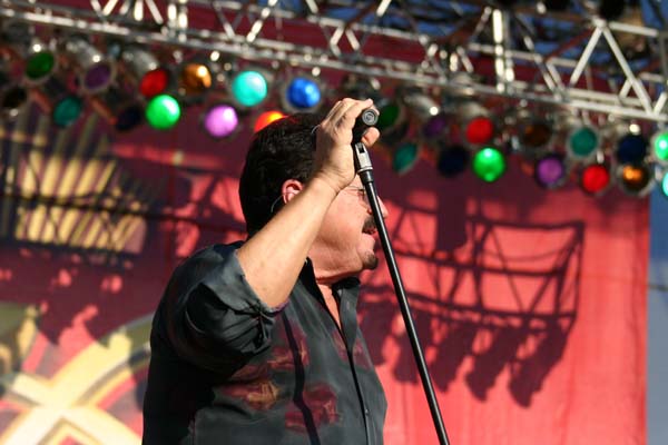 Moondance Jam Photos Pictures - Toto 2007