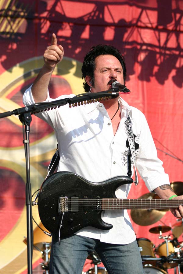 Moondance Jam Photos Pictures - Toto 2007