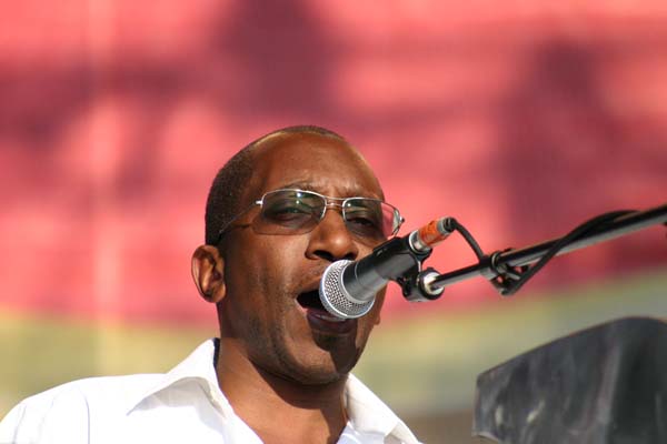 Moondance Jam Photos Pictures - Toto 2007